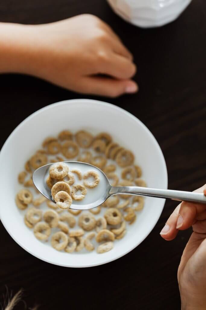 The 11 Best High Fiber Cereals (Dietitian Approved!) - The Michigan ...